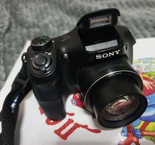 Продам фотоаппарат sony
