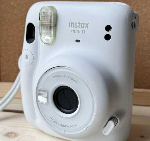 Fuji Instax Mini 11 моментальный фотоаппарат