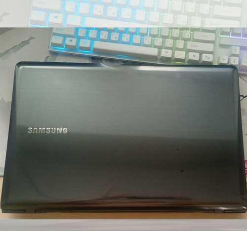 Ноутбук samsung np355usc-90ARU