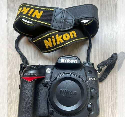 Фотоаппарат Nikon d 7000 body и девайсы к нему