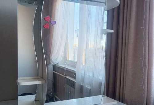 Подвесной зеркальный шкаф для ванной