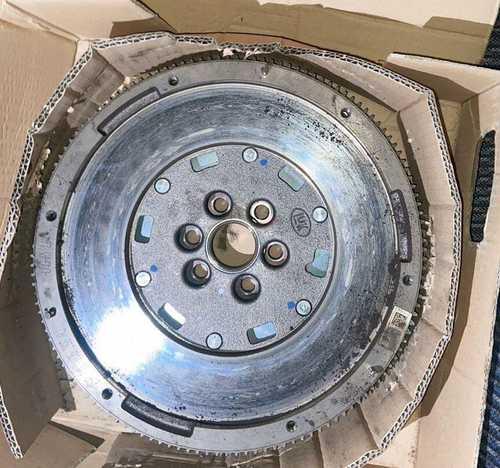 Комплект сцепления Vw T6.1 cxfacxha 415088210