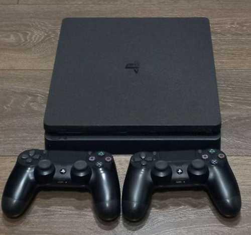 Sony playstation 4 slim