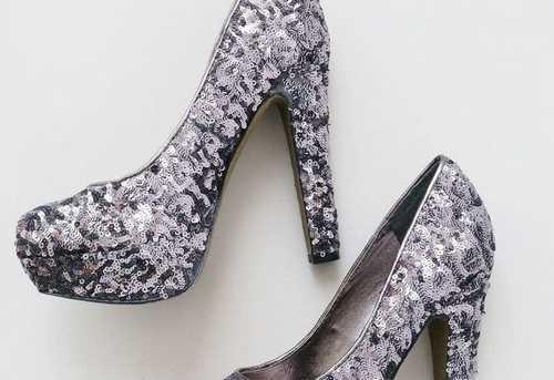 Туфли на высоком каблуке Steve Madden р. 6us