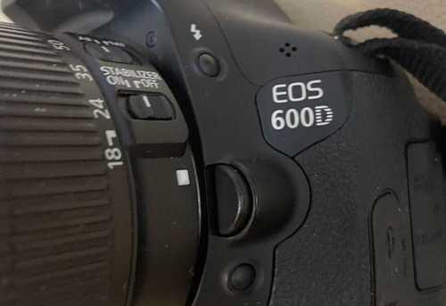 Зеркальный фотоаппарат Canon EOS 600D