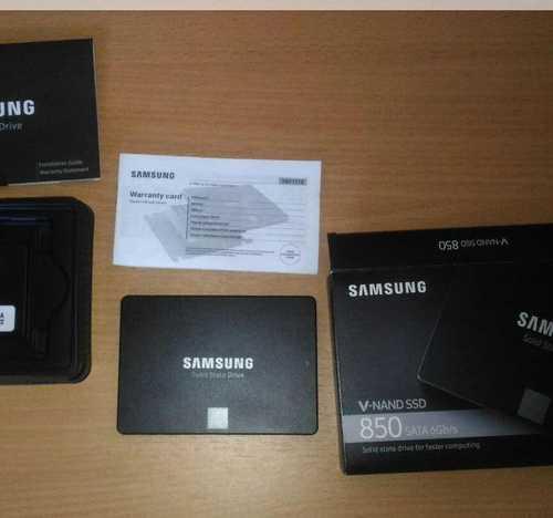 Жесткий диск SSD Samsung V-nand 850 2.5" 120Gb