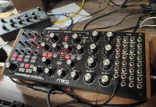 Moog subharmonicon