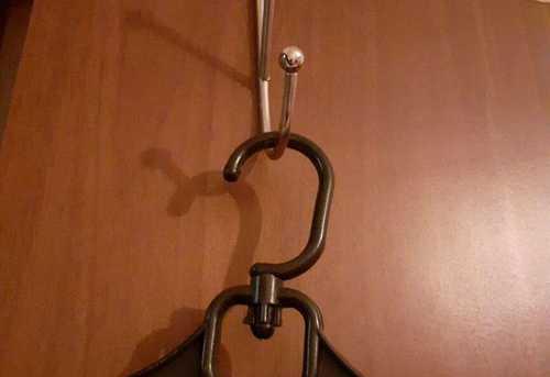 Вешалка крючок металлический на дверь
