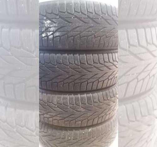 Nokian Tyres Hakkapeliitta R2 SUV 235/60 R18 107R