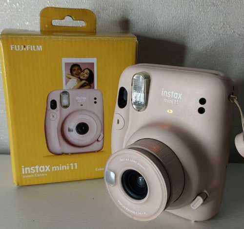 Фотоаппарат Instax mini 11