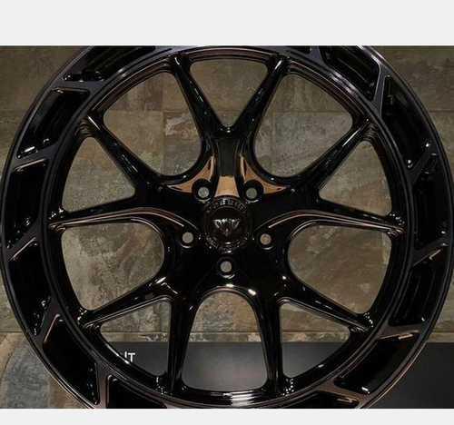 Новые литые диски R22 5x108 Vossen Design