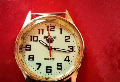 Часы наручные brave quartz