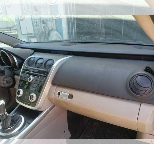 Торпеда салона Mazda CX-7