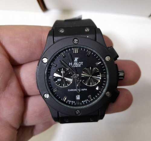 Часы мужские hublot