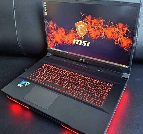 Игровой MSI (17 дюймов / i5-12450H / RTX3050 )