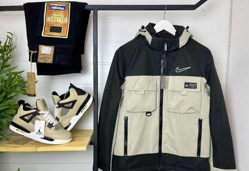 Куртка демисезонная Nike (новая)