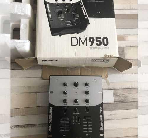 Микшерный пульт numark dm 950