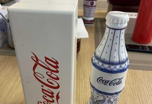 Коллекционная фарфоровая бутылочка Coca-Cola