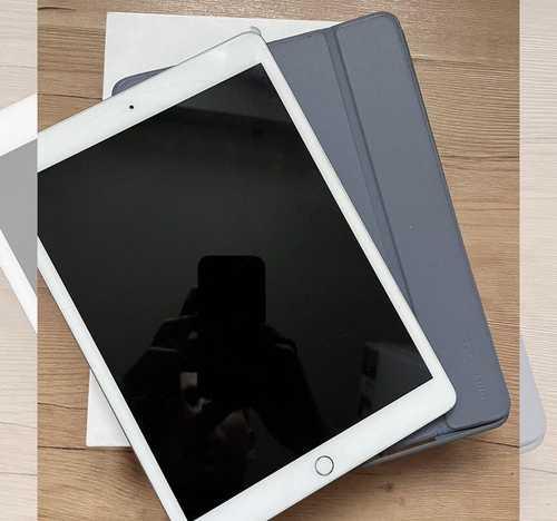 Apple iPad 8 gen wi fi 32gb 2020
