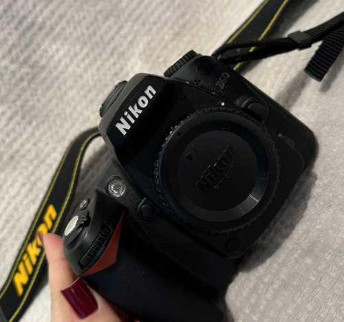 Фотоаппарат nikon d90 с объективом 18-55