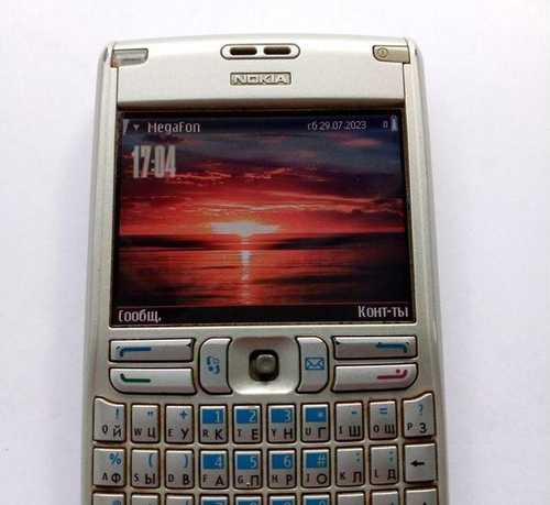 Смартфон Nokia e61-1