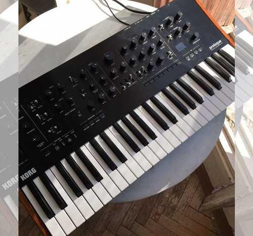 Синтезатор Korg prologue 8