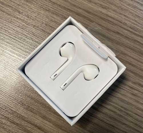 Наушники apple earpods lightning чек