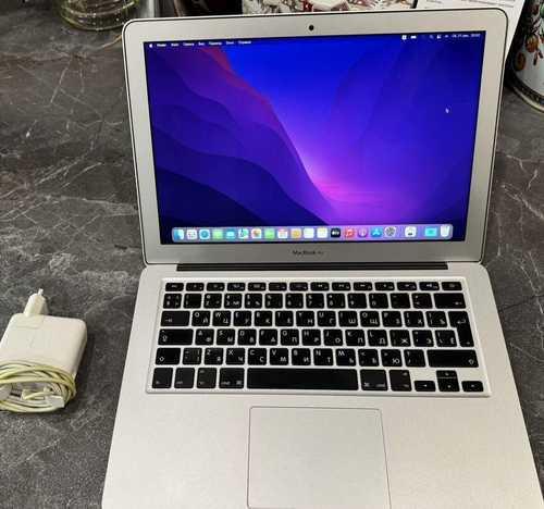 Apple Macbook Air 13 2017 8/128Gb