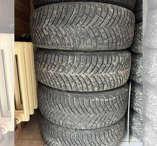 Michelin X-Ice North 4 SUV 265/55 R20 113T