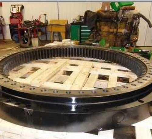 Поворотный круг Hyundai R170W-7