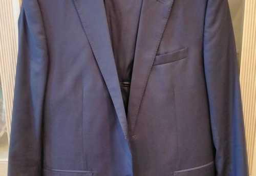 Мужской костюм Massimo Dutti