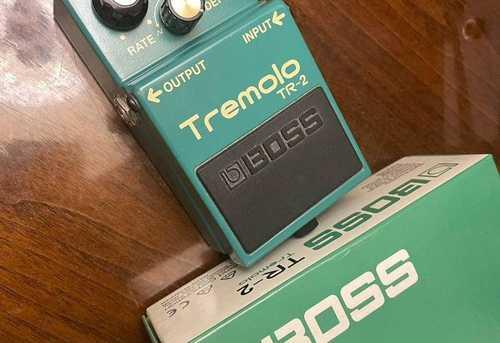 Boss tr-2 tremolo гитарная педаль тремоло