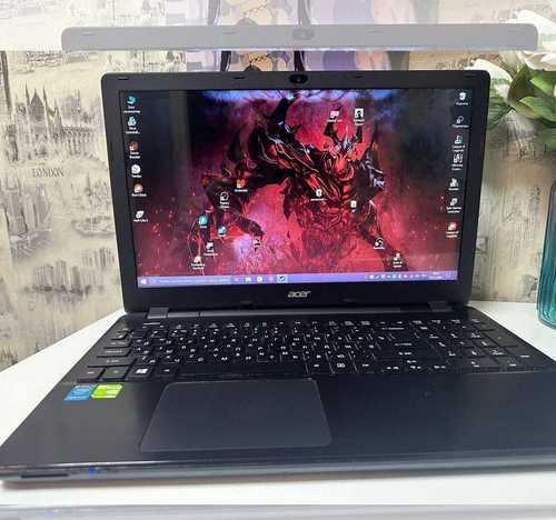 Ноутбук acer E5-511G