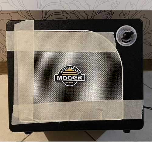 Моделирующий комбик Mooer hornet 30 black