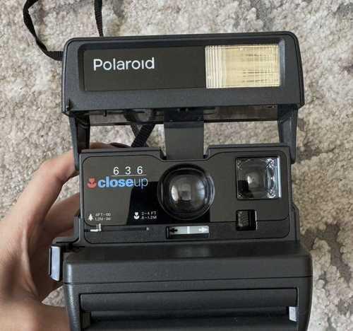 Пленочный фотоаппарат polaroid 636 close up