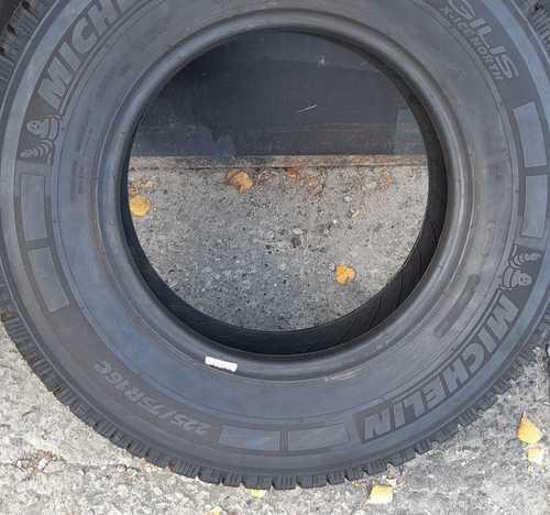 Michelin Agilis X-Ice North 225/75 R16C 116