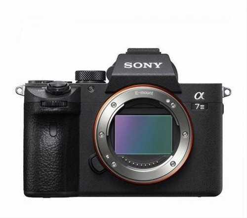 Цифровая фотокамера Sony Alpha ilce-7M3 Body