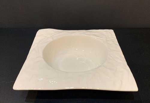 Porcelania суповая тарелка "мятая" оригинал