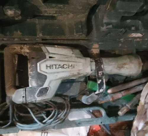Отбойный молоток Hitachi