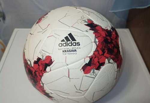 Футбольный мяч Adidas FIFA Confed