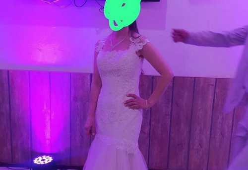 Платье свадебное белое 42-44