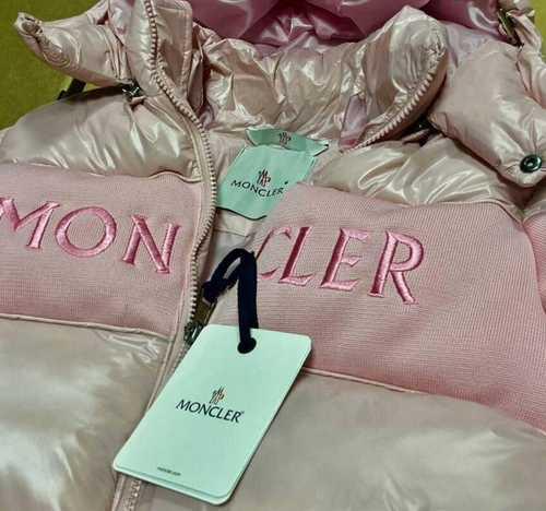 Куртка пуховик Moncler розовая