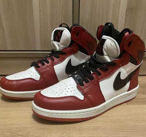 Кроссовки Nike air jordan