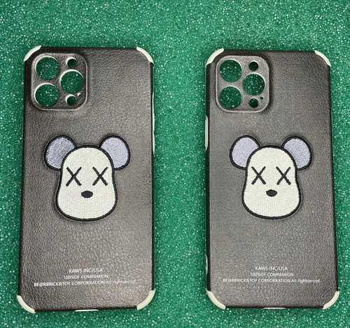 Чехол на iPhone 13 pro max Kaws