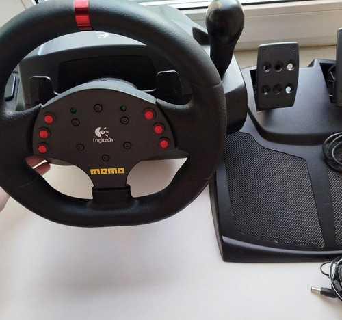 Руль Logitech momo Racing Force Feedback Wheel(PC)