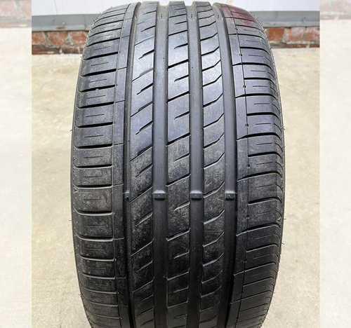 Nexen N Fera RU1 255/35 R20 97Y