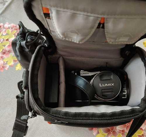 Фотоаппарат Lumix DMC-GX7 + дополнительный объекти