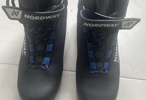 Лыжные ботинки Nordway Bergen NNN