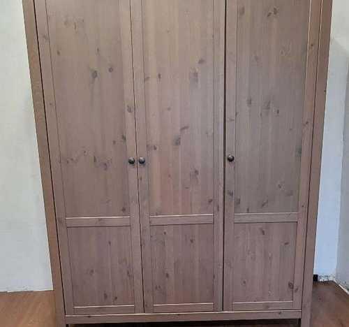 Шкаф IKEA Хемнес