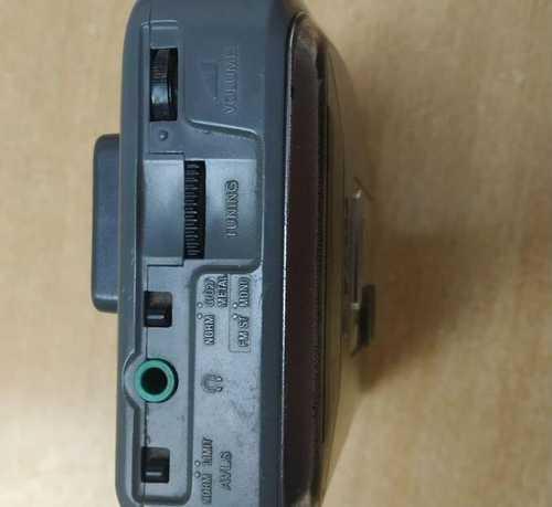 Аудиоплеер Sony Walkman WM-FX373